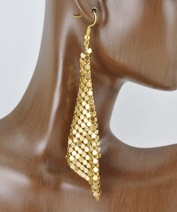 Gold mesh earrings metal dangle dangly flowy lightweight