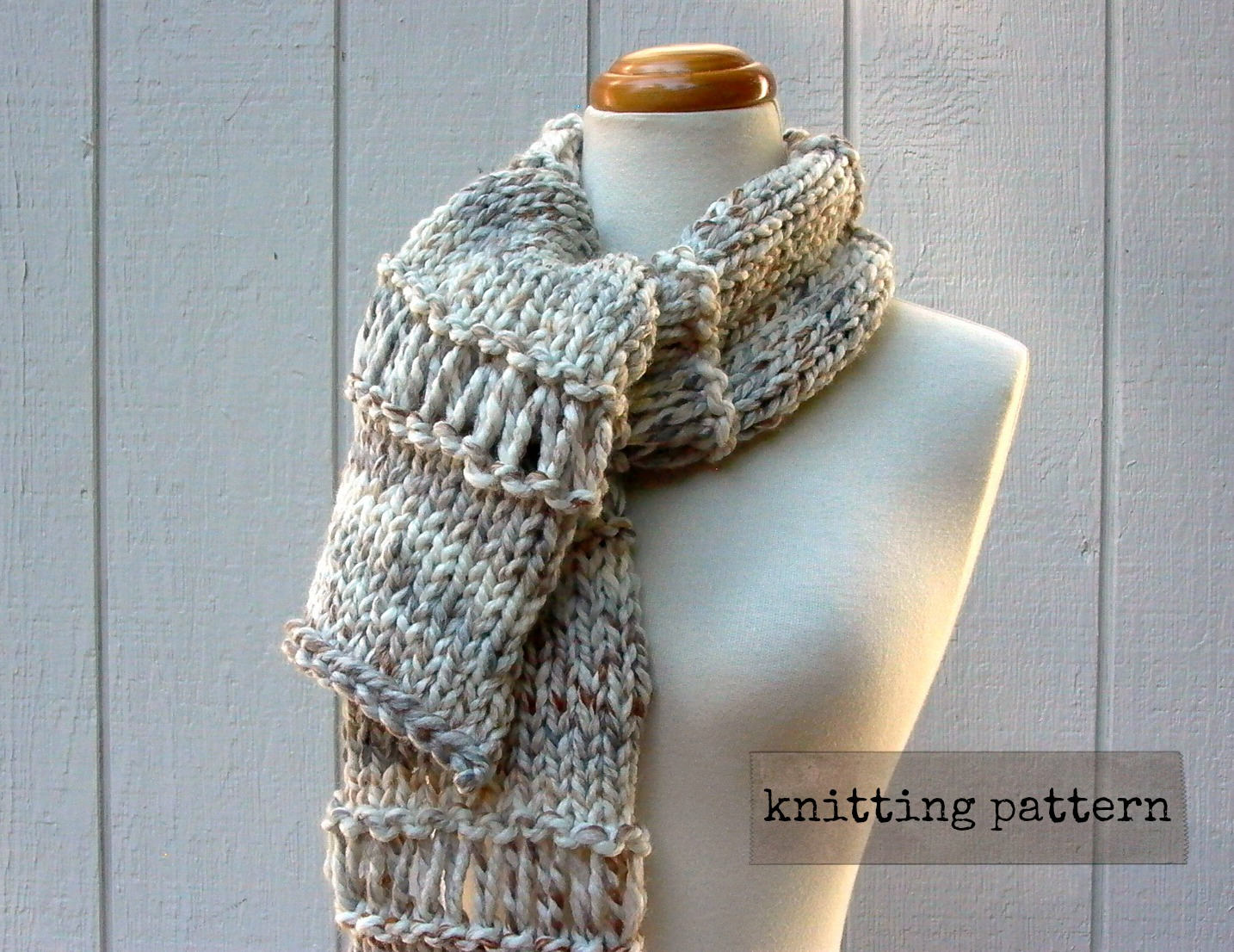 drop-down scarf. easy knitting pattern . chunky knit scarf