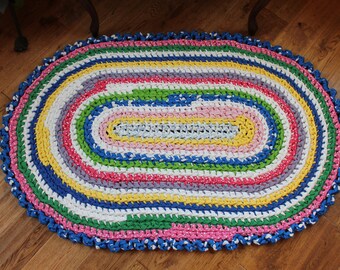 Rag Rug Black Red and White 43 Crocheted Round Rag