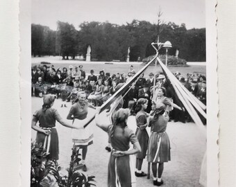 Maypole dancing | Etsy