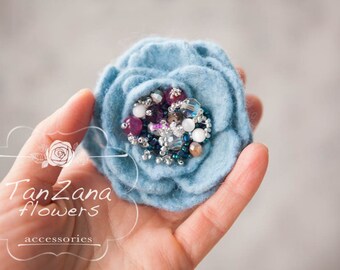 Felt flower brooch | Etsy