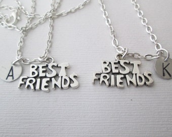 gift for best friends initial best friend necklaces set 2