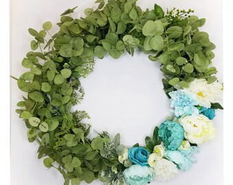 Blue floral wreath | Etsy
