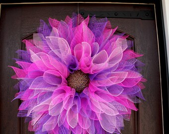 Pink mesh wreath | Etsy