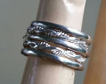 Subtle Wavy Rings in Twisted and Plain. Available in Copper