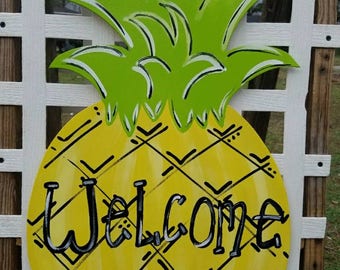 Pineapple door decor | Etsy