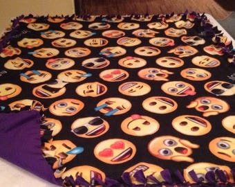 Emoji blanket | Etsy