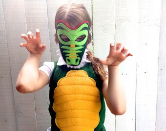 Crocodile mask | Etsy