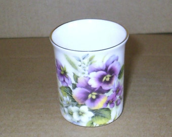 Pansy vase | Etsy