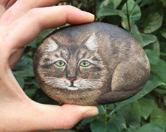 Painted rock cat | Etsy