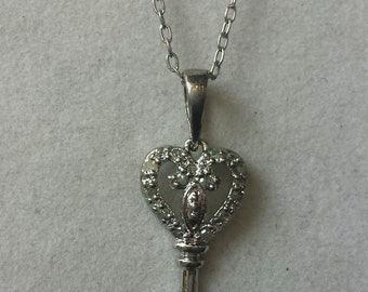 Vintage key necklace | Etsy