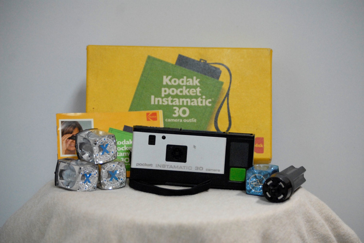 Kodak Pocket Instamatic 30 Camera Outfit Original Box and