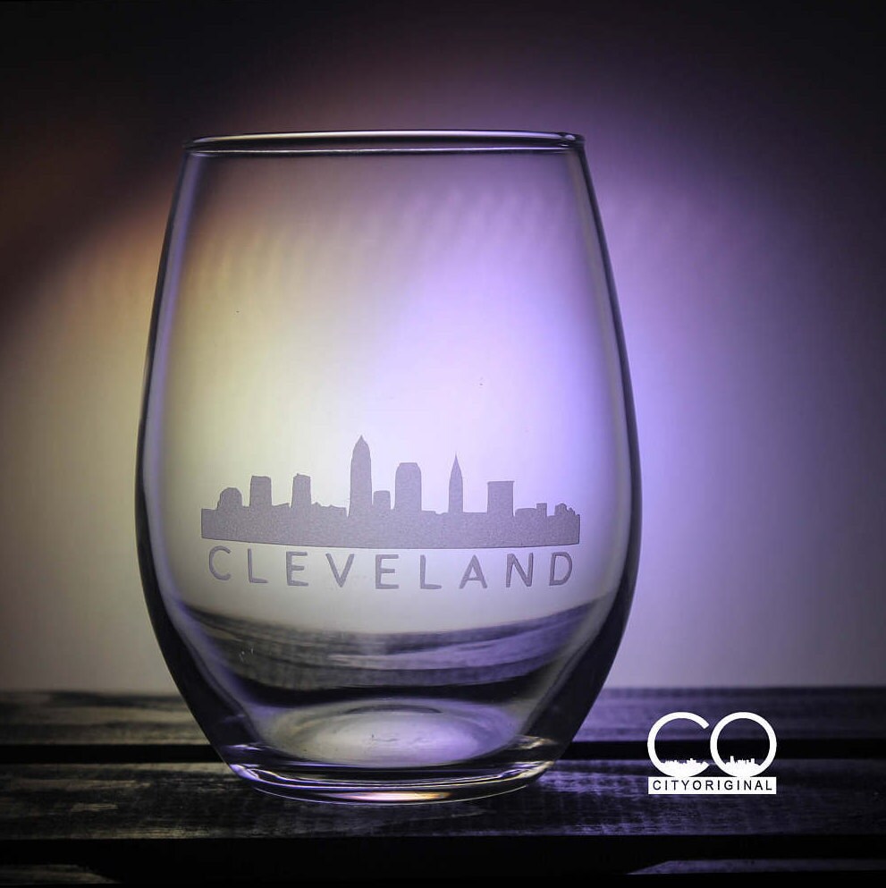 Cleveland Skyline Wine Glass CLE skyline City Scape Ohio