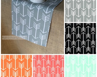 Arrow table runner | Etsy