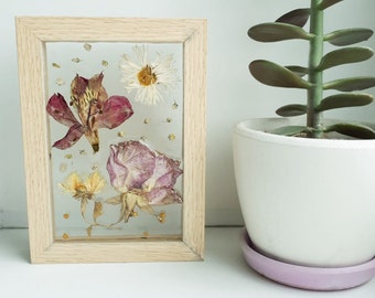 Pressed flower frame | Etsy