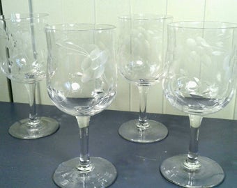 Flared wine glasses | Etsy