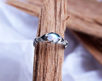 Mens moonstone ring | Etsy