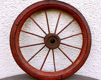 Vintage wagon wheel | Etsy