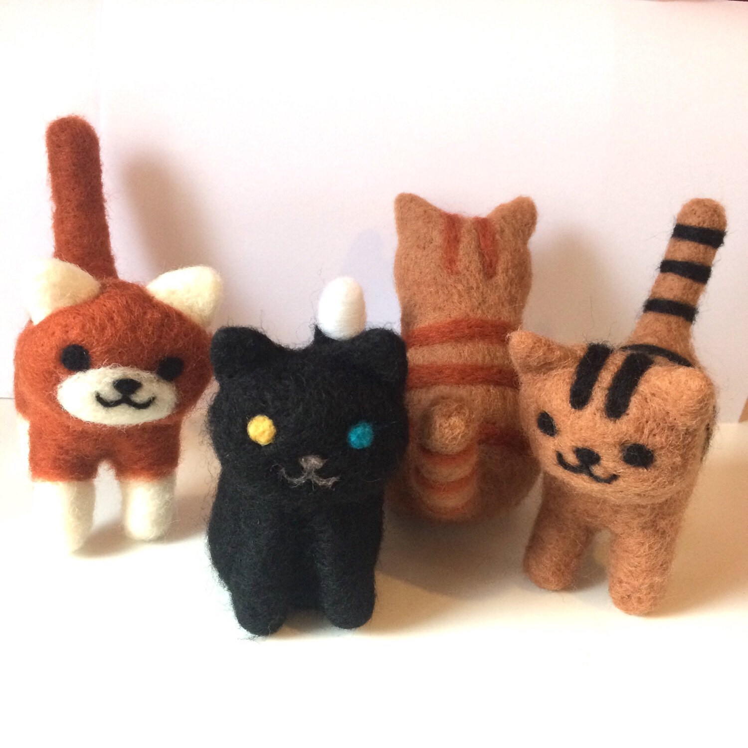Needle felted cats Neko atsume kittens made to order