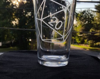 Gamer Glass Critical HIt d20 Inspired Pint Glass