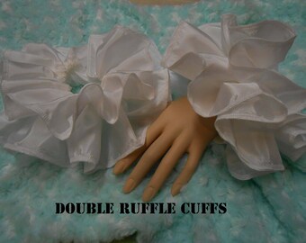 F019 Neck and Wrist Ruffs Circus Collar and Cuffs Gorgeous