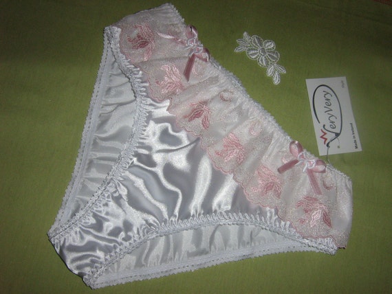 Vintage Style Shiny White Satin Panties Knickers With Pink