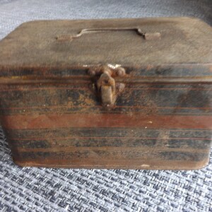 Metal lunch box | Etsy