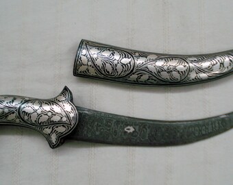 Damascus steel blade katar knife dagger gold work tools