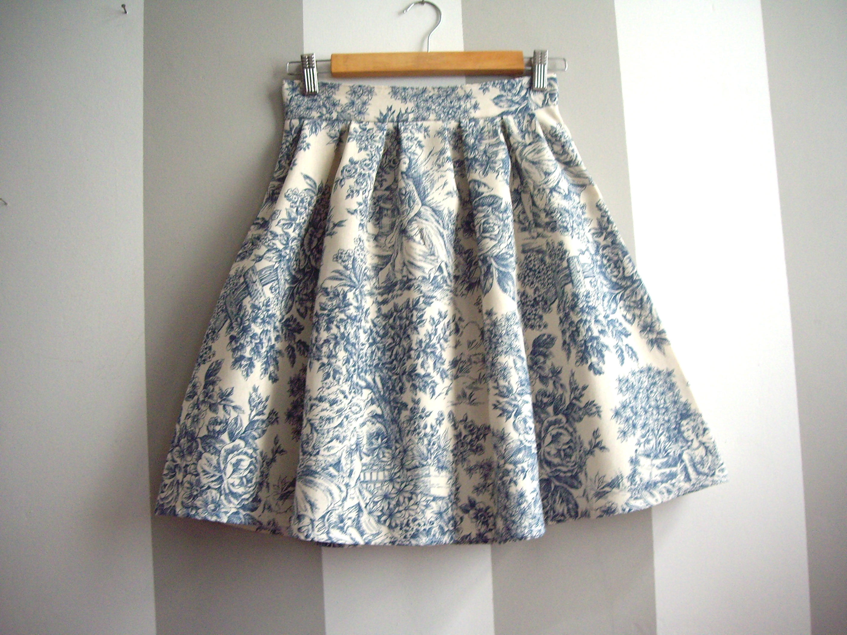 Toile de Jouy Skirt in Blue Cotton Pleated Toile Skirt Blue