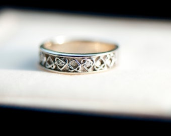 Celtic wedding rings | Etsy