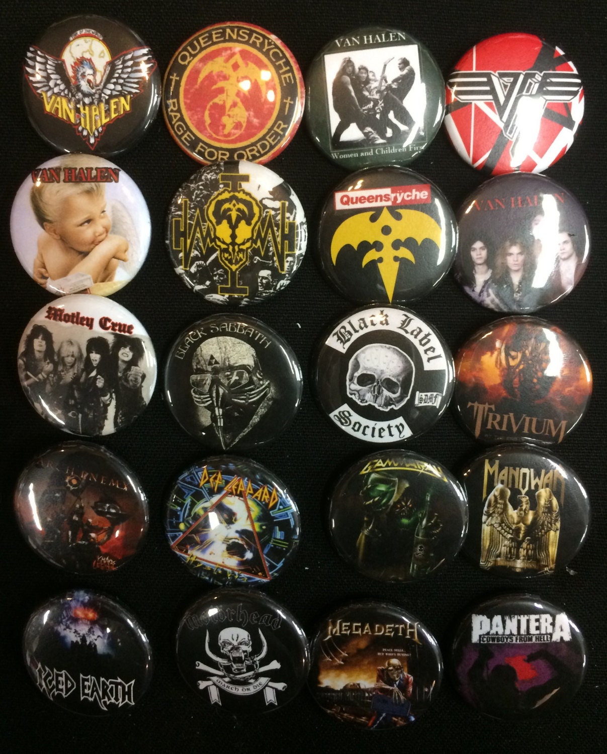 005 Glam Heavy Metal Hard Rock Southern Button Pin Badge