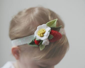 Flower hair wreath | Etsy