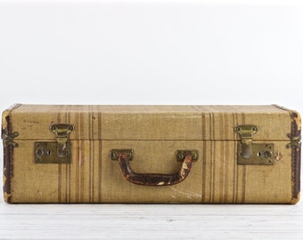 Vintage suitcase | Etsy
