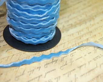 Buttercup Yellow Velvet Ric Rac 3/8 wide