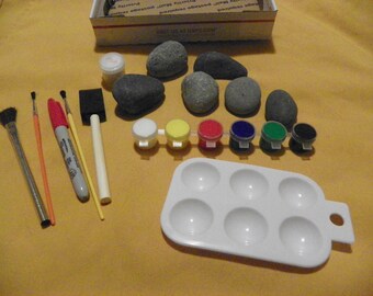 Rock painting | Etsy