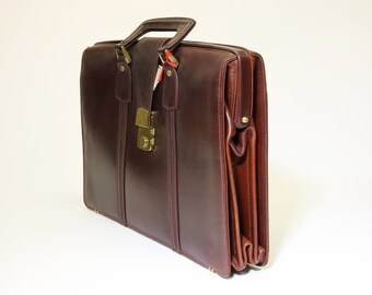Vintage briefcase | Etsy