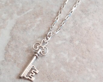 Vintage key necklace | Etsy