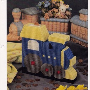 Plastic canvas train | Etsy