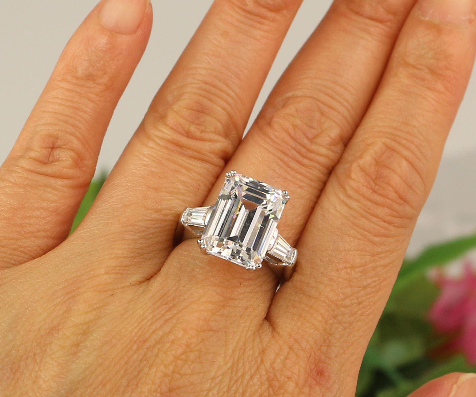 8 Carat Emerald Cut Ring Huge Engagement Ring 3 Stone Ring 8 Carat Emerald Cut Ring Huge Engagement Ring 3 Stone Ring