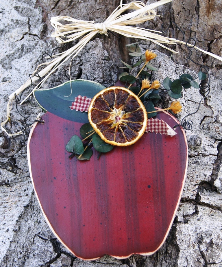 Apple Home Decoration Fall Wood Decoration Sign Wall or