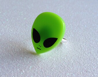 ALIEN RING