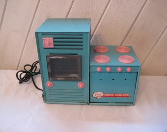 Vintage toy oven | Etsy