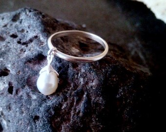 Dangle charm ring | Etsy