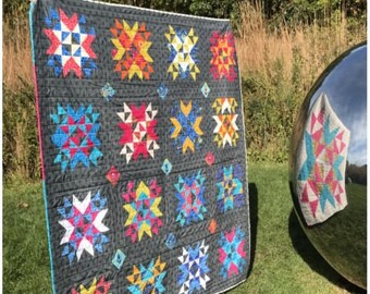 Hourglass quilt | Etsy