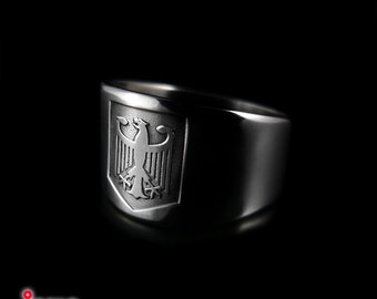 Mens signet ring | Etsy