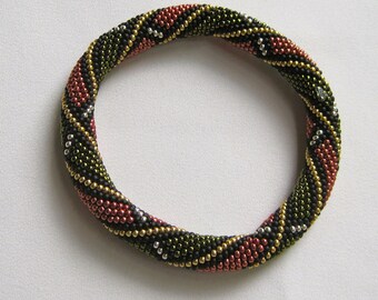 Bead Crochet Pattern: Dotted Shadow Boxes Bead Crochet Bangle