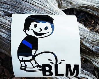 Calvin pee sticker | Etsy