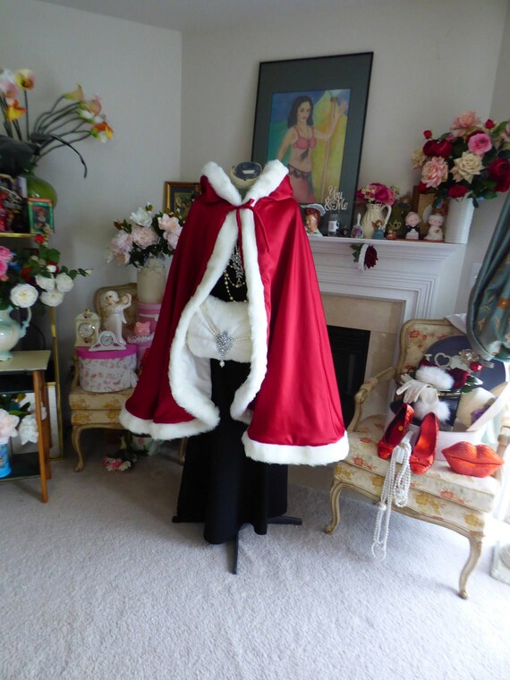 Christmas Bridal Cape Medium-Length Claret Apple Red / IVORY