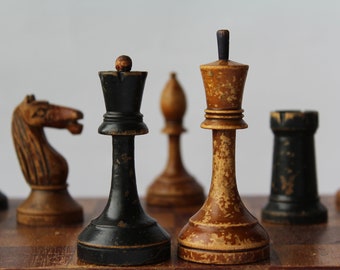 Antique chess set | Etsy