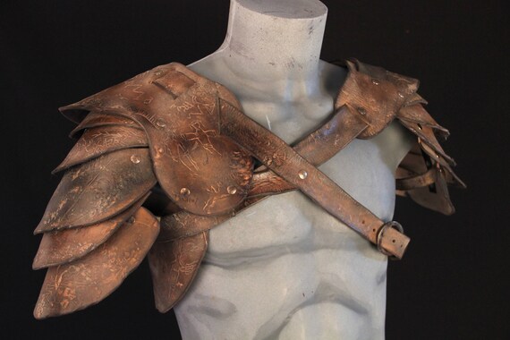 Gladiator leather armor inspired to Spartacus 1 season